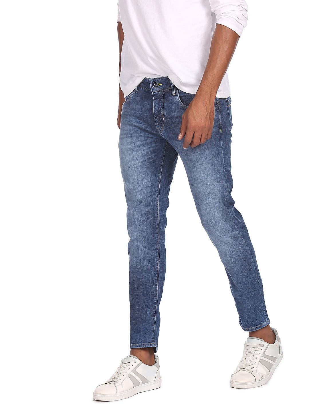 Buy Flying Machine Mid Rise Michael Slim Tapered Fit Jeans - NNNOW.com